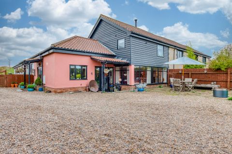 Low Street, Oakley IP21, 3 bed barn conversion for sale, £425,000 - Zoopla