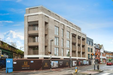 New home, 3 bed flat for sale in High Road Leyton, London E10, £615,000 ...