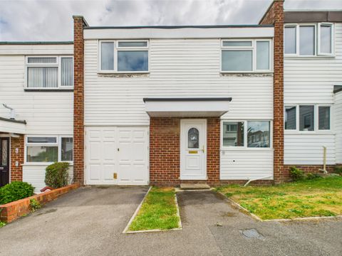 Lune Close, Basingstoke RG21, 4 bed terraced house for sale, £280,000 ...