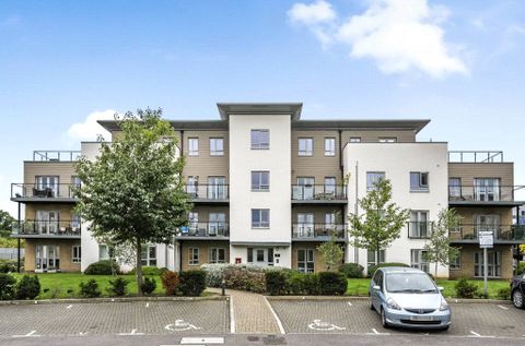 Fleming Place, Bracknell, Berkshire RG12, 2 bed flat for sale, £240,000 ...