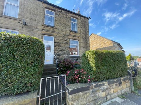 Common Road, Staincliffe Batley WF17, 2 bed end terrace house for sale ...
