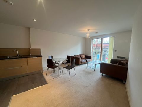 Masson Place, Green Quarter M4, 2 bed flat to rent, £1,200 pcm - Zoopla
