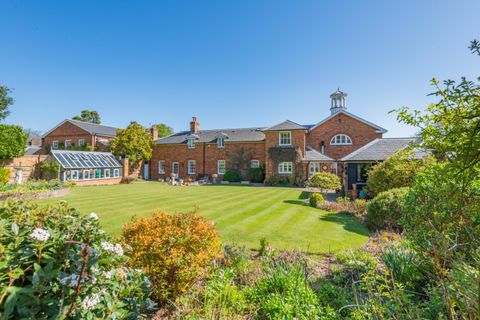 Hoo Park, Whitwell, Hitchin, Hertfordshire SG4, 5 bed detached house ...