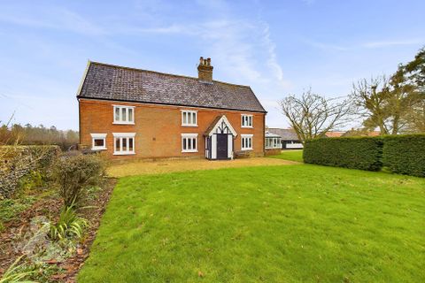 The Street, Weybread, Diss IP21, 5 bed detached house for sale, £ ...