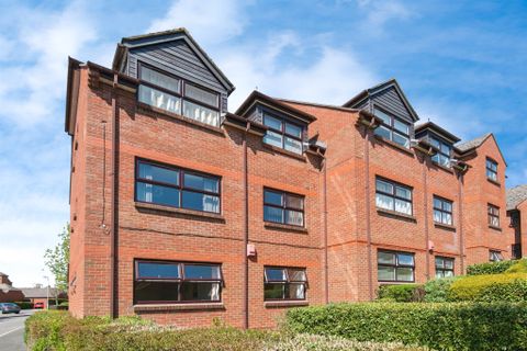 2 bed flat for sale in Old Mill Close, St. Leonards, Exeter EX2, £ ...