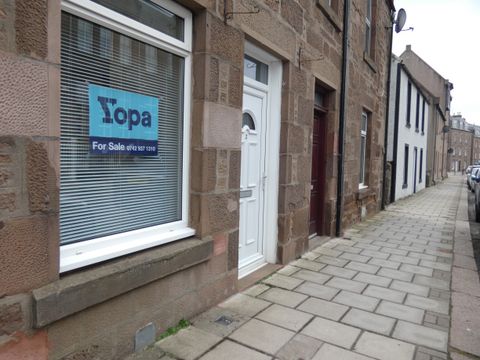 1 bed flat for sale in High Street, Stonehaven AB39, £120,000 - Zoopla