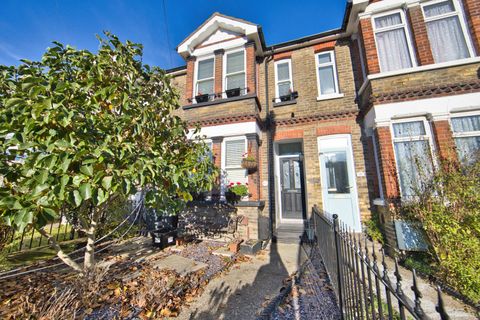 Buckland Avenue, Dover, Kent CT16, 4 bed terraced house for sale, £ ...