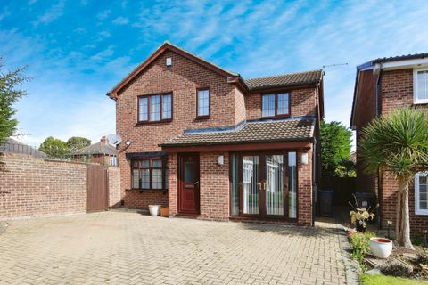 4 bed detached house for sale in Truro Close, Darlington, County Durham ...
