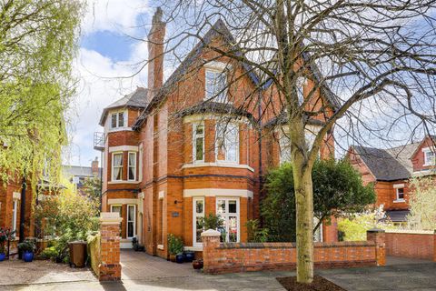 Hamilton Drive, The Park, Nottinghamshire NG7, 5 bed semi-detached ...