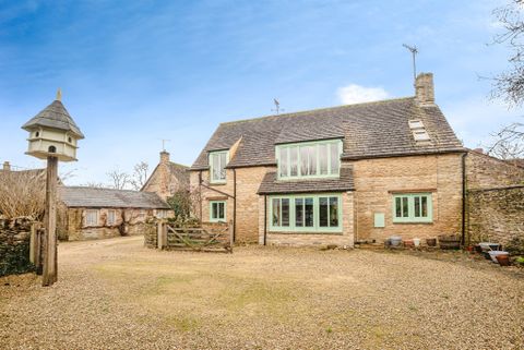 High Street, Downington, Lechlade GL7, 3 bed barn conversion for sale ...