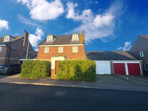 Beeleigh Link, Chelmsford CM2, 5 bed detached house for sale, £700,000 ...