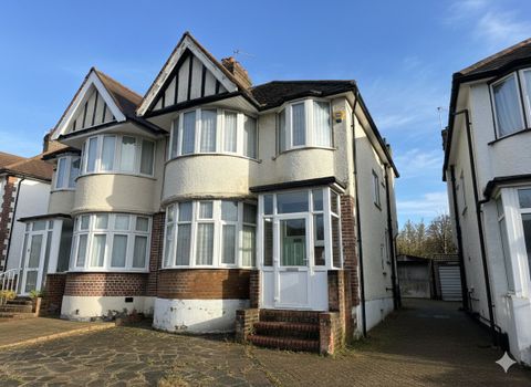 Maxwelton Close, Mill Hill, London NW7, 3 bed semi-detached house for ...