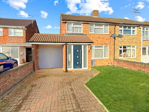 Walgrave Road, Dunstable LU5, 3 bed semi-detached house for sale, £ ...