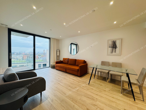 Piazza Walk, London E1, 2 bed flat to rent, £2,800 pcm - Zoopla