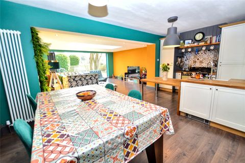 Winden Close, Lofthouse, Wakefield, West Yorkshire WF3, 3 bed bungalow ...