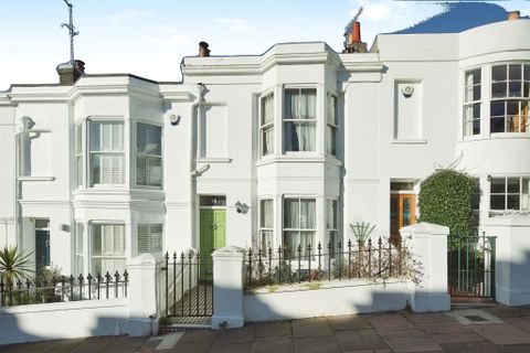 Victoria Street, Brighton BN1, 2 bed terraced house for sale, £660,000 ...