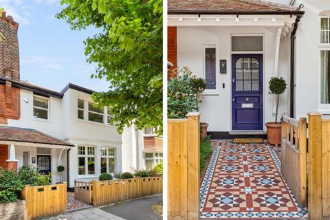 4 bed semi-detached house for sale in Abinger Road, London W4, £ ...