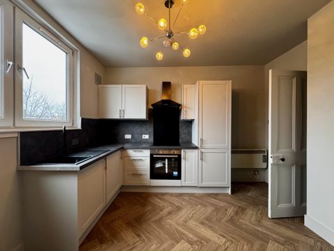 1 bed flat to rent in 165 Hardgate, Aberdeen AB11, £630 pcm - Zoopla