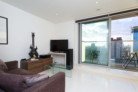 Pan Peninsula, Canary Wharf, London E14, Studio to rent, £2,145 pcm ...