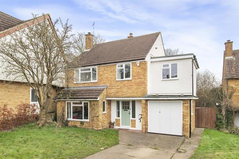 4 bed detached house for sale in Beeches Close, Saffron Walden CB11, £ ...