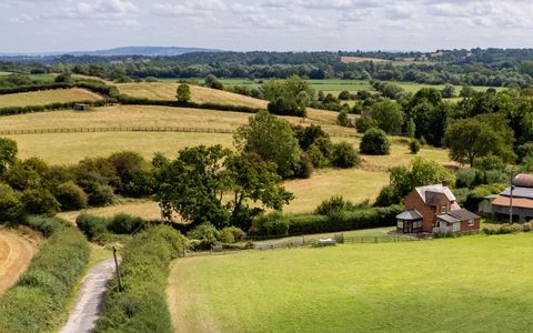 2 bed detached house for sale in Howsen, Cotheridge, Worcester WR6, £ ...