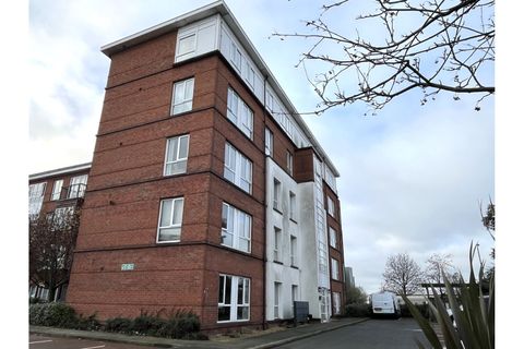 2 bed flat to rent in Gilmartin Grove, Liverpool L6, £700 pcm - Zoopla