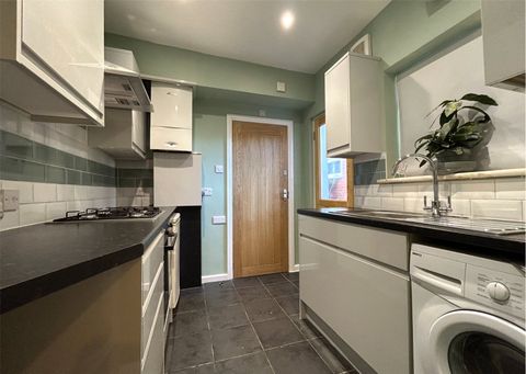 2 bed flat to rent in George Street, Reading, Berkshire RG1, £1,300 pcm ...