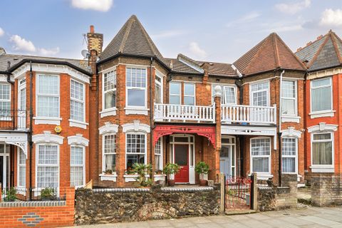 Woodside Road, London N22, 3 bed terraced house for sale, £850,000 - Zoopla