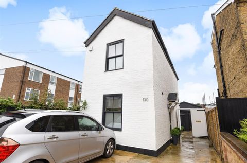 2 bed detached house to rent in Acre Road, Kingston Upon Thames KT2, £ ...