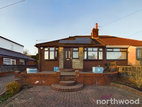 2 bed semi-detached bungalow for sale in Ashbourne Ave, Aspull, Wigan ...