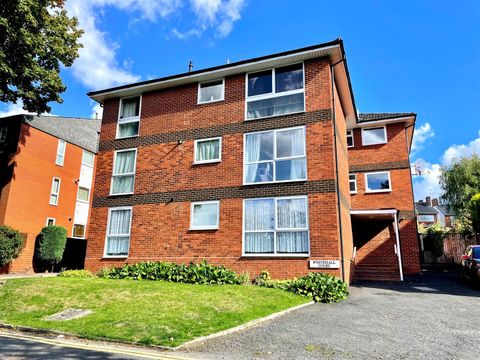 Whitehall Drive, Halesowen B63, 1 bed flat to rent, £775 pcm - Zoopla