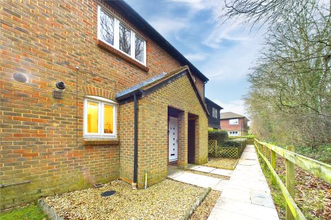 2 bed terraced house to rent in Othello Grove, Warfield, Bracknell ...