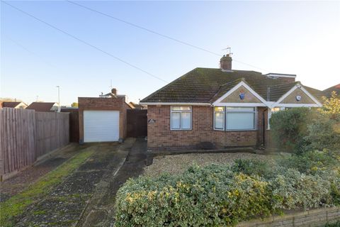 Dane Ridge, Northampton, Northamptonshire NN5, 2 bed bungalow for sale ...