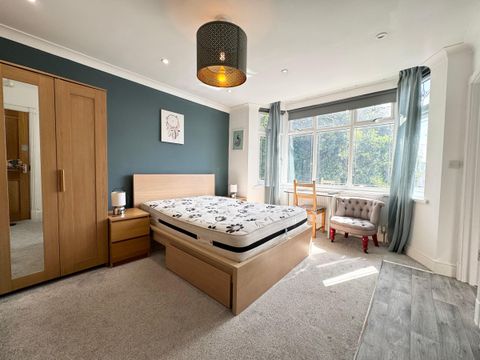 Willoughby Lane, Tottenham N17, Room to rent, £1,000 pcm - Zoopla