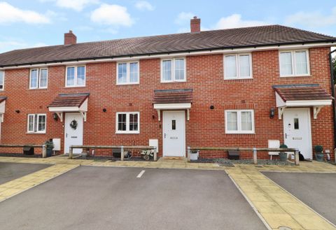 Kiln Row, Botley SO32, 2 bed terraced house for sale, £320,000 - Zoopla