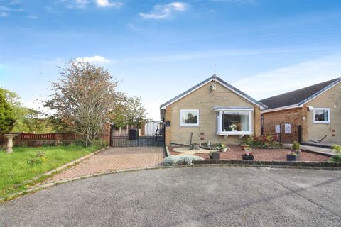 Rockingham Close, Leeds LS15, 2 bed detached bungalow for sale, £ ...