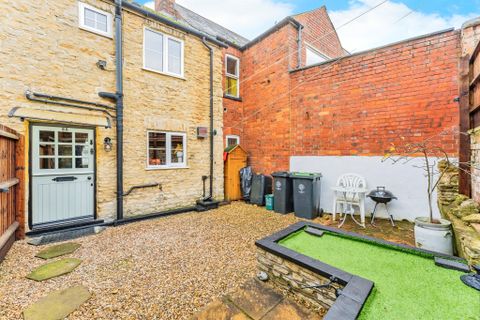 2 bed terraced house for sale in Brook Street, Raunds, Wellingborough ...