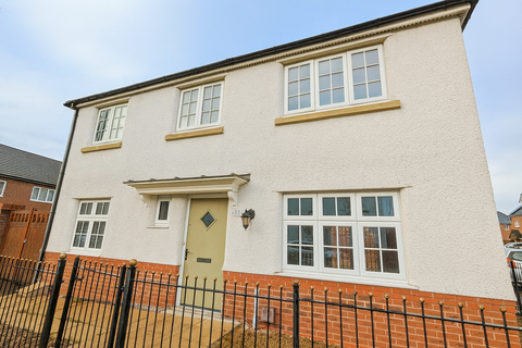 Arran Street, Manchester M40, 3 bed detached house to rent, £1,375 pcm ...