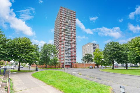 2 bed flat for sale in Pennywell Gardens, Muirhouse, Edinburgh EH4, £ ...