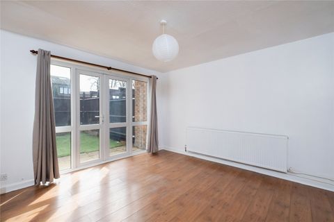2 bed terraced house to rent in Bellasis Avenue, London SW2, £1,850 pcm ...