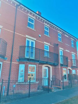 4 bed terraced house for sale in Frank Large Walk, Northampton NN5, £ ...