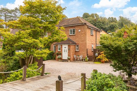 3 bed end terrace house for sale in Priory Road, Forest Row RH18, £ ...