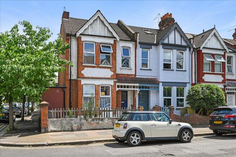 Ancona Road, London NW10, 2 bed flat for sale, £425,000 - Zoopla
