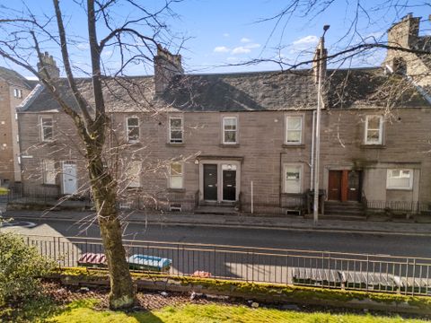 232 Perth Road, Dundee DD1, 3 bed flat for sale, £175,000 - Zoopla