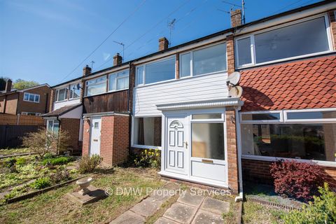 3 bed town house to rent in Shelford Road, Gedling, Nottingham NG4, £ ...