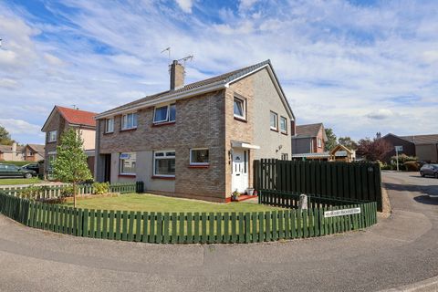 45 East Mackenzie Park, Drakies, Inverness. IV2, 3 bed semi-detached ...