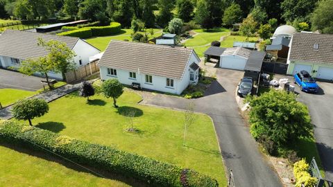 Rhydcymerau, Llandeilo SA19, 2 bed detached bungalow for sale, £315,000 ...