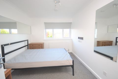 Duncan Place, Worsley Hall, Wigan WN5, Room to rent, £450 pcm - Zoopla