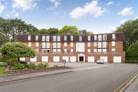 Prestbury Court, Castle Rise, Prestbury, Macclesfield SK10, 2 bed flat ...