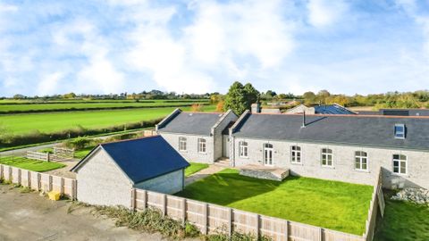 New home, 5 bed terraced house for sale in Watts Quarry Lane, Somerton ...